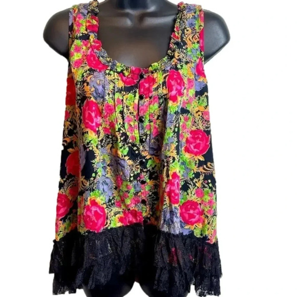 Angie | Tops | Nwts Angie Floral Tank With Lace Ruffled Along The ...